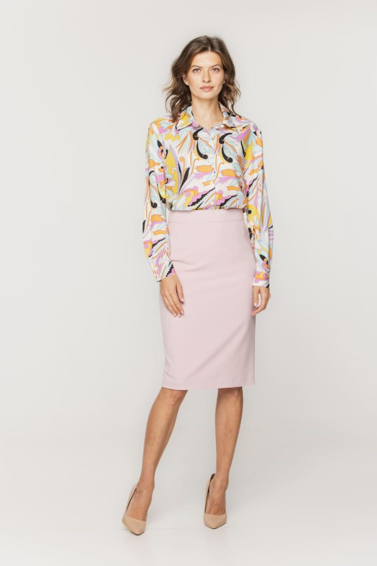 Moda Dla 50-latki: Przewodnik po Stylowych Trendach - Bialcon